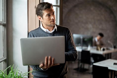 Hostinger Ai Logo Maker Designers Review