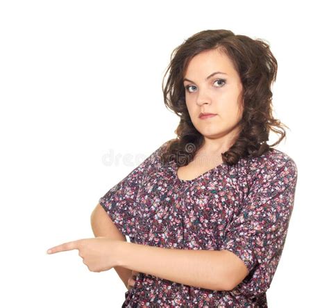 La Muchacha Hermosa Muestra El Dedo Dejado Imagen De Archivo Imagen