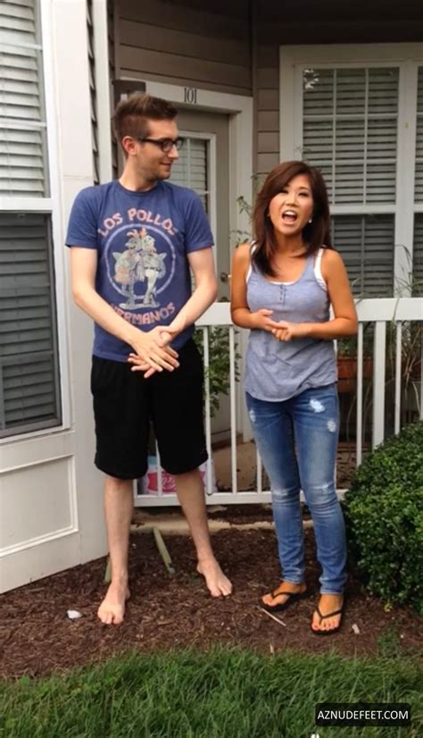 Annie Yu Feet Aznudefeet