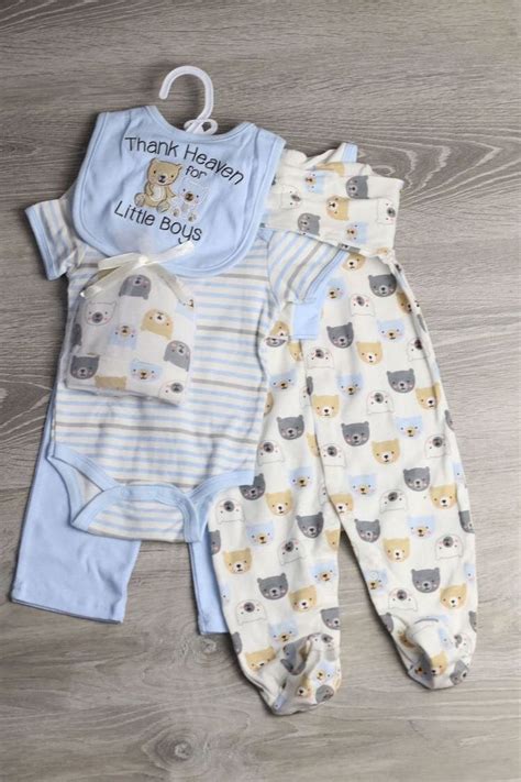 Pin de ирина en Детская одежда | Ropa para niño recién nacido, Ropa ...