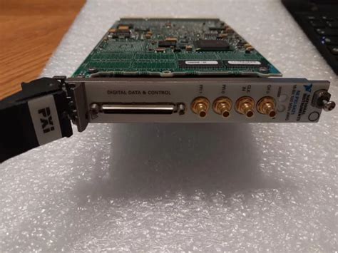 pxi 5421 national intruments 16 bit 100 ms s arbitrary waveform
