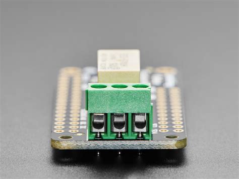 Adafruit Latching Mini Relay Featherwing Id 2923 Adafruit Industries Unique And Fun Diy