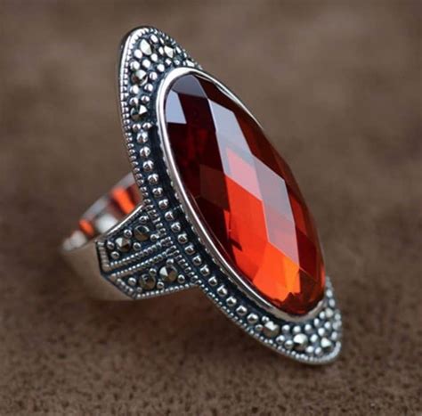 Our Complete Gemstone Engagement Ring Guide