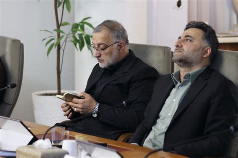 قاب عکس ابراهیم رئیسی و حسین امیرعبداللهیان در جلسه هیأت دولت عکس