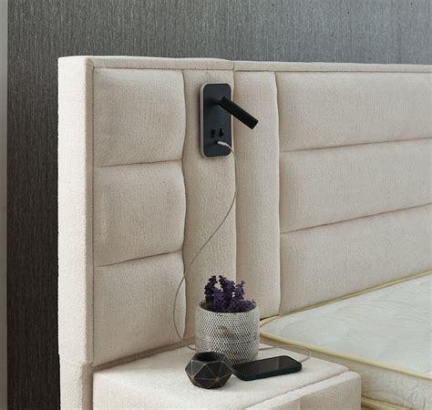 Sofia Set Mango Bedding