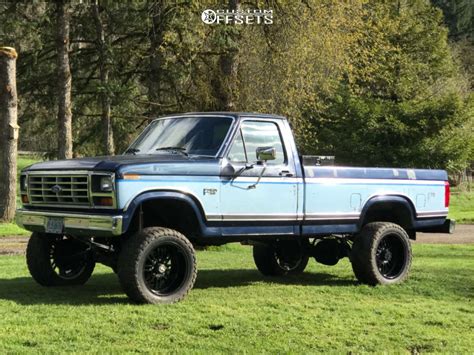 1985 Ford F150 Lifted