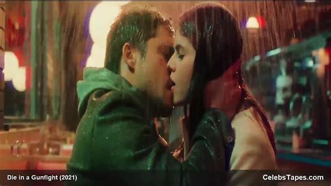 V Deos De Desnuda De Alexandra Daddario En Pelotas Xhamster