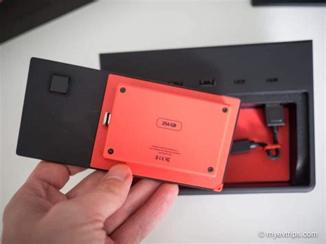 Jeda Hub Review What Is It And Why You Might Need It In Your Tesla