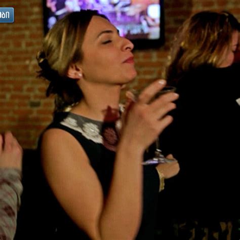 Stream გამოუვალი მდგომარეობა როგორ მინდა მოგეფერო By ჩემი ცოლის