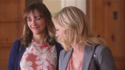 Parks And Recreation Ann And Leslie Dancing On Make A 