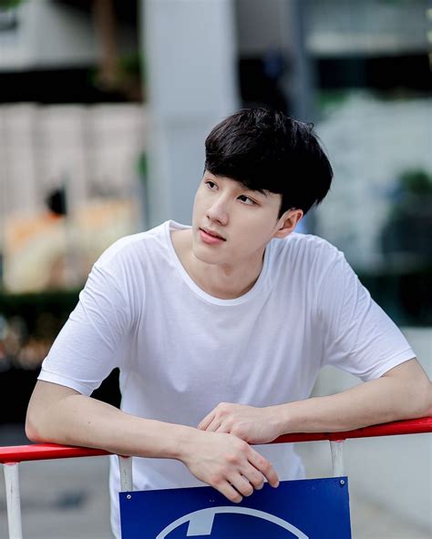 Neo Trai Nimtawat On Instagram “รักที่ดีคือรักพี่ไงจ้ะเด็กๆ” นักแสดง