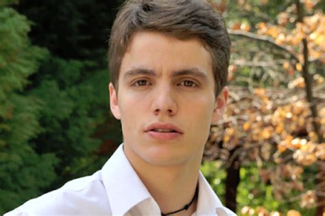 La dura historia de superación de Lux la actriz y modelo trans hermana