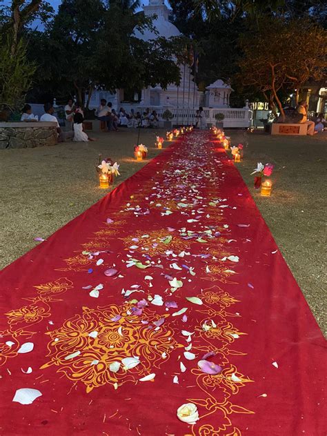 ගුරු දේවෝත්තම අති පූජ්‍ය විචිත්‍ර ධර්ම නිවන් මගට උපකාරයක