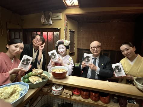 Toru Ota ＊ちっちゃなちっちゃな出版前祝い会andw町内会 Facebook