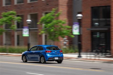 با 9 خودروی کیا که در بورس کالا عرضه شده اند، آشنا شوید عکس و مشخصات فنی