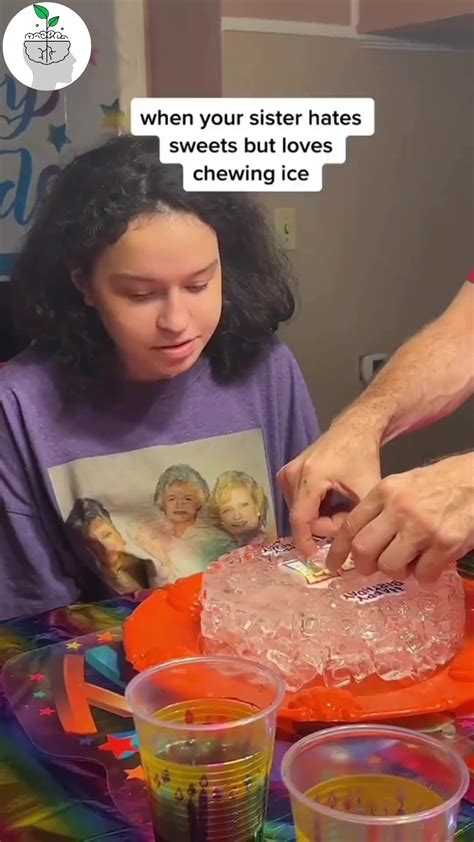 تولد با کیک یخ