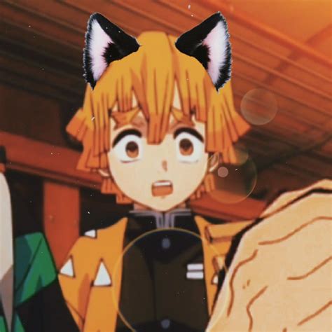 Zenitsu Agatsuma Caras