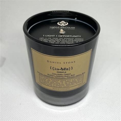 Daniel Stone Accents Daniel Stone Cassis Candle 8 Oz New Vegan