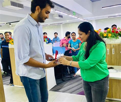 Parul Arora On Linkedin Outstanding Performers Award Effectualservices Employeeappreciation…