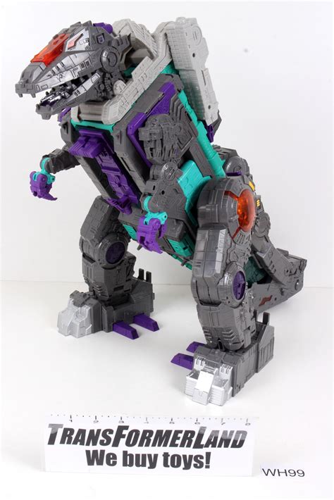 Transformers® Generations Titans Return Titan Class Trypticon And Decepticon Full Tilt