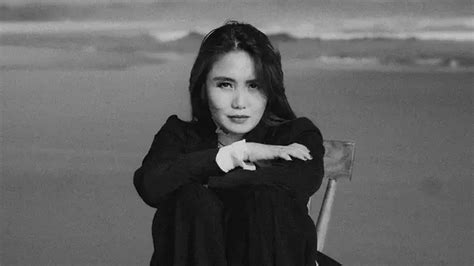 Hivi Kenang Kontribusi Neida Siap Rekrut Vokalis Baru