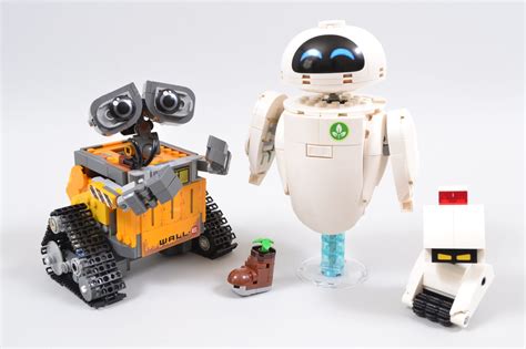 Lego Wall E Proves Downsizing Is A Good Thing Sometimes