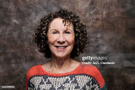 Rhea Perlman Photos And Premium High Res Pictures Getty Images