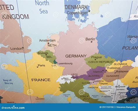 Political Geographic Map Of Europe And Russia Stock Illustration