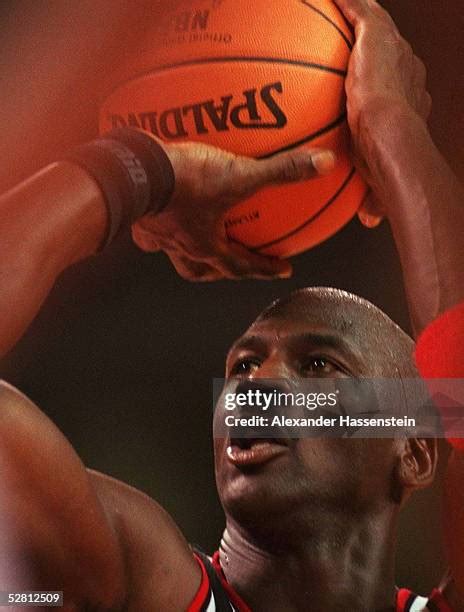 10830 1997 Nba Photos And High Res Pictures Getty Images