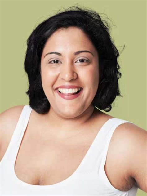 लड्डू जैसे गोल चेहरे को शेप में लाने के लिए करें ये 7 काम