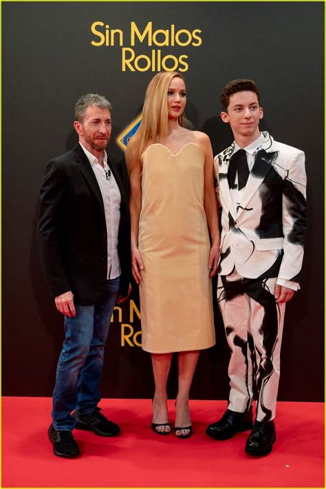 Andrew Barth Feldman Talks Filming Scenes In The Buff For No Hard