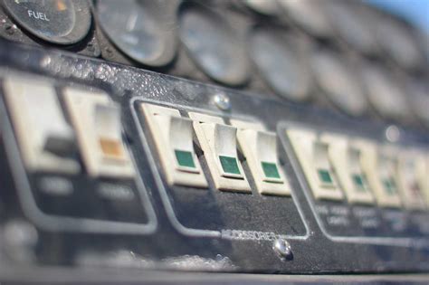 クリックでサブメニューを切り替えるナビゲーションを実装する方法 Techmemo