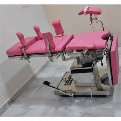 Hydraulic Manual Gynecological Operating Table Large At ₹ 125000 In
