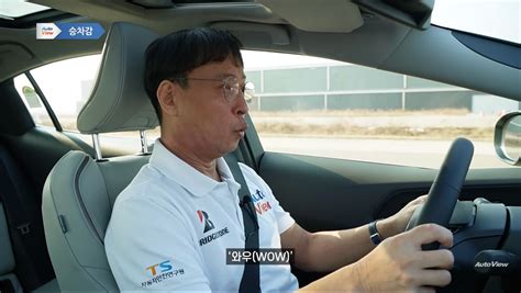 오토뷰 도요타 프리우스 리뷰 뜸 자동차 에펨코리아