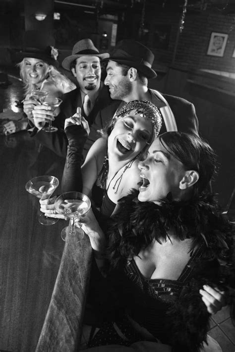 What Is A Flapper Girl • Gatsby Flapper Girl