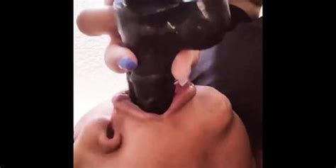 Juicy Alison Deep Throat