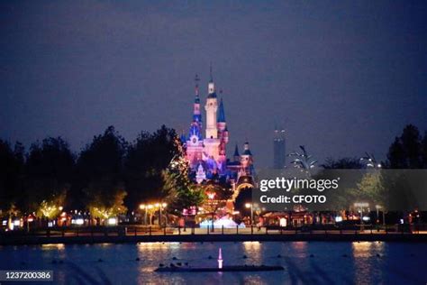 Princess Mickey Photos And Premium High Res Pictures Getty Images