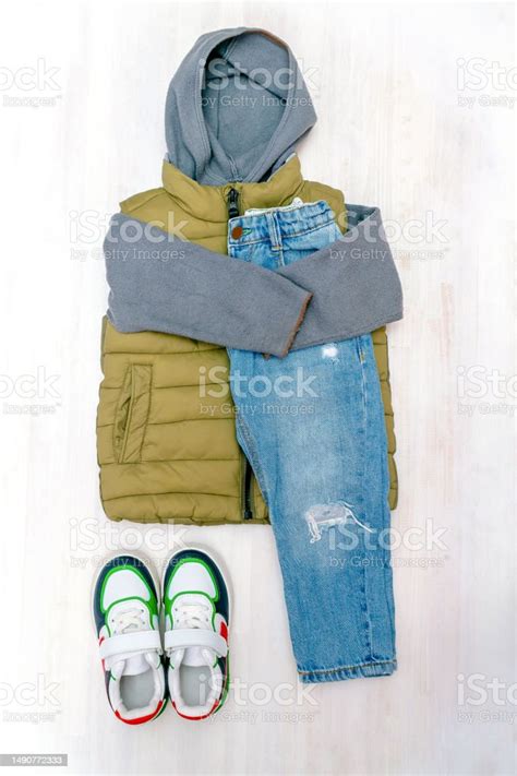 조끼 점퍼 후드 스웨트 셔츠 니트 청바지 바지 운동화 아기 아이들의 옷 의류 봄 가을 겨울을 위한 액세서리의 세트는 흰색 바탕에 패션 키즈 Outfittop 뷰 유행하는에