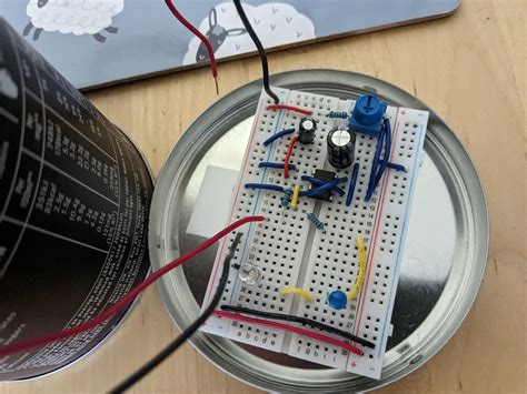 I Made My First Thing Its Very Noisy And Very Annoying R Breadboard