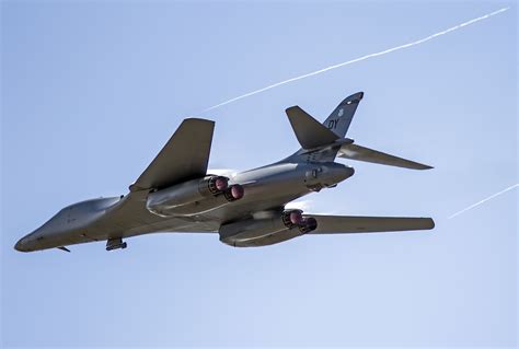 B1 Bomber Wallpaper