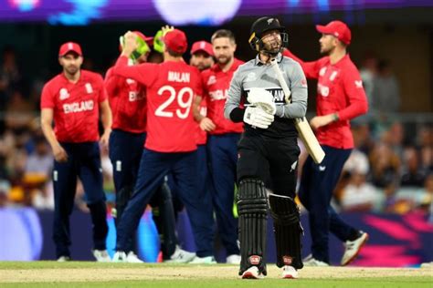 Finn Allen Devon Conway Depart Early In Steep Chase Guerilla Cricket