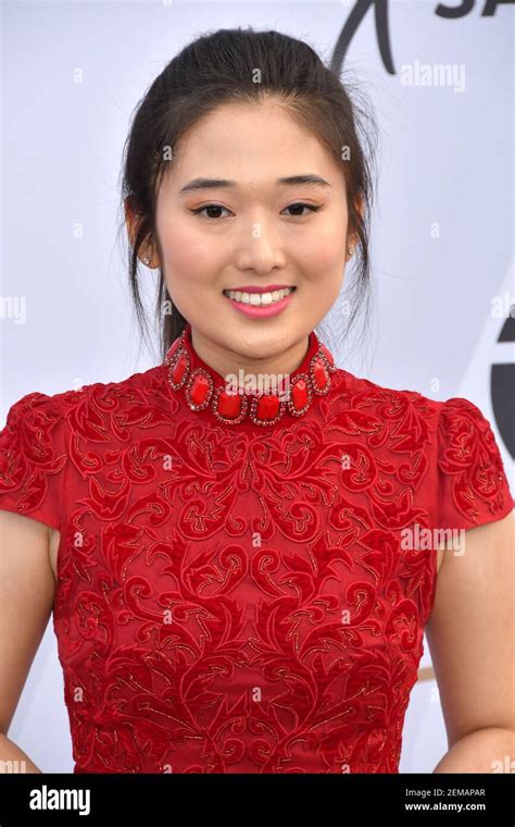 Beverly Duan Arrives At The 25th Annual Screen Actors Guild Awards At The Shrine Exposition