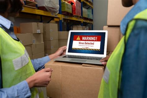 Premium Photo Virus Warning Alert On Computer Screen Detected Modish Cyber Threat