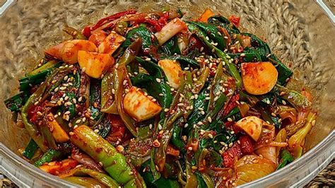 풋마늘 이렇게 드셔보세요 풋마늘 대 무침 맛있게 버무리는법 풋마늘요리 풋마늘 대요리 풋마늘 무침 마늘요리 풋마늘 무침 만드는법 풋마늘 무침 만드는 방법 풋마늘 대 무침