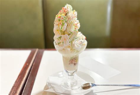 【喫茶放浪】池袋でパフェを食べるなら「喫茶マーガレット」へ。 月刊ノスタルジア