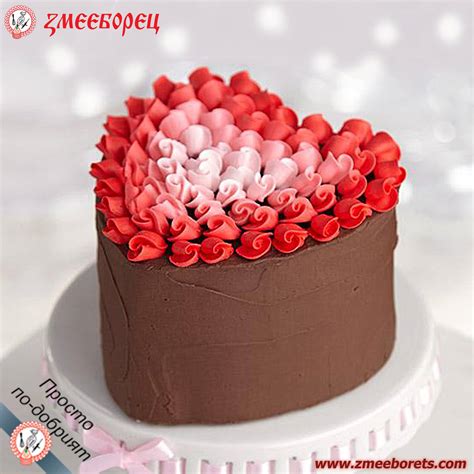 Змееборец ООД Направете си торта по случай св Валентин 1 Направете розичките от асйсинг