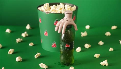 Guaraná Antarctica E Netflix Trazem Garrafas Com Miniatura Do Mãozinha