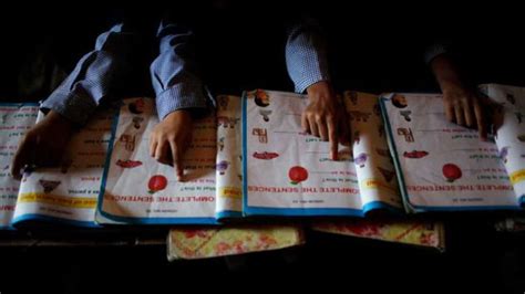 13 годишно момче в Пакистан се самозапали Новинибг