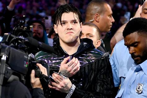 Dominik Mysterio Sends A Message To Fellow WWE Jailbird Cageside Seats