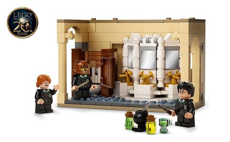 Amazon Com Lego Harry Potter Hogwarts Polyjuice Potion Mistake Moaning Myrtle S Bathroom